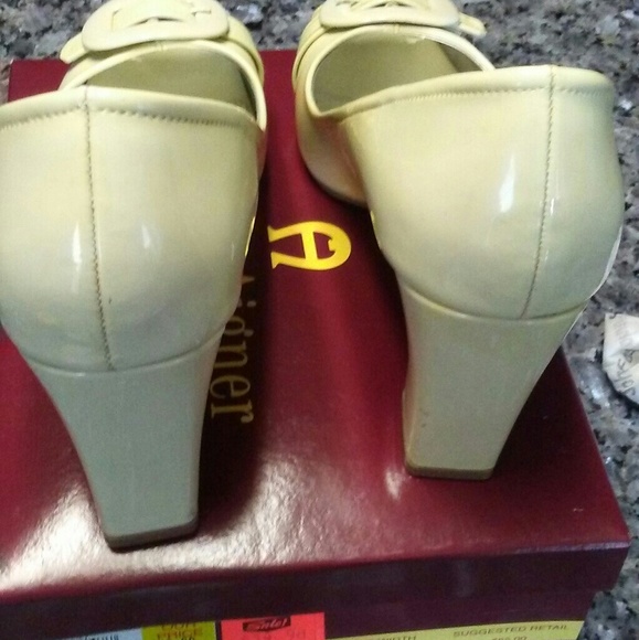 Etienne Aigner | Shoes | Women Shoes Etienne Aigner | Poshmark